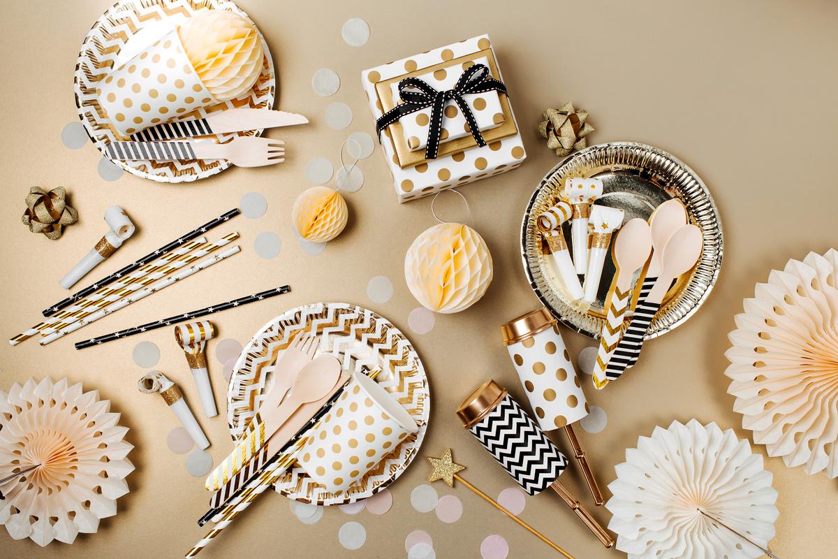 The Ultimate Guide to Choosing the Perfect Party Plates - SCIONE